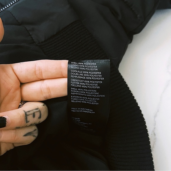 Urban Outfitters | Jackets & Coats | Uo Micro Cropped Puffer Jacket ...